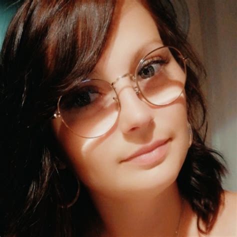 Camille Gallet Chargée De Missions Rh Mom Group Materne Mont Blanc