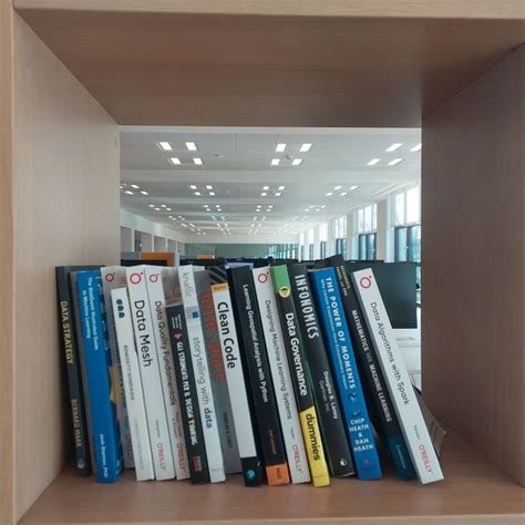 Dataliteracy Business Analytics Research Team Storytelling