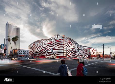 Exterior View From The Corner Of Wilshire Boulevard And Fairfax Avenue