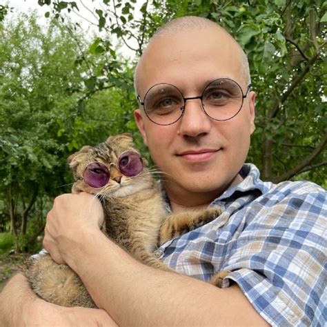 Шанель и семья 🐾 Youtube