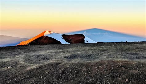 Summiting Mauna Kea At Sunrise 10 Things To Know Before You Go — No