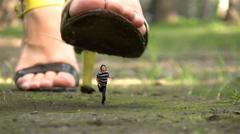 Giantess Feet Telegraph