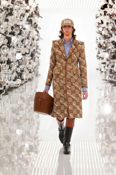 Gucci X Balenciaga Tous Les Looks De Cette Collab Inattendue