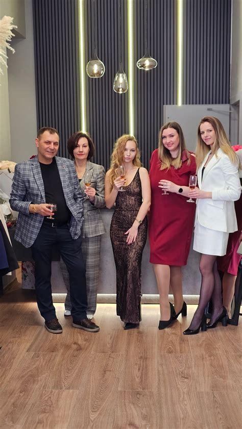 Пирамида шампанского Added A New Пирамида шампанского