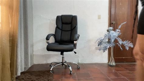 Milah Arches The Sexy Dangling Psycologist Foot Fetish Paradise Clips4sale