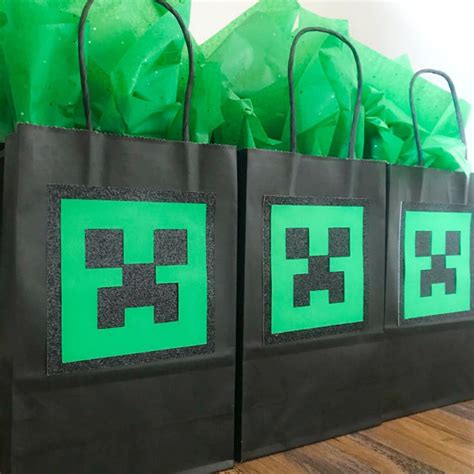 Diy Minecraft Goodie Bags Using A Cricut Machine Minecraft Birthday