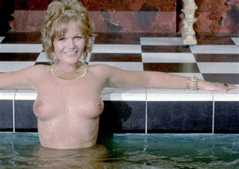 Valerie Perrine Nude Pics Sceenes And Porn Scandal Planet