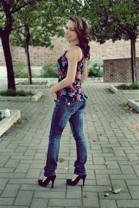 Maggie Mays Photo Portfolio 0 Albums And 4 Photos Model Mayhem