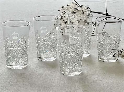 Fine Quality Crown Etched Crystal Tumblers By Thomas Webb In Antique