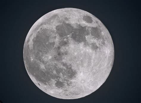 Hëna Ka Hyrë Në Një ‘epokë Të Re Thonë Shkencëtarët Gazetablic