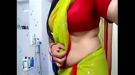 Desi Bhabhi Hot Side Boobs And Tummy View In Blouse For Boyfriend Xxx
