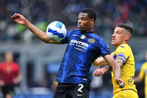 Chelsea Make Denzel Dumfries “top Priority”