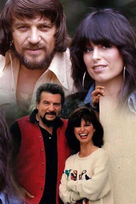 Waylon Jennings And Wife Jessi Colter The Outlaw Couple In 2024