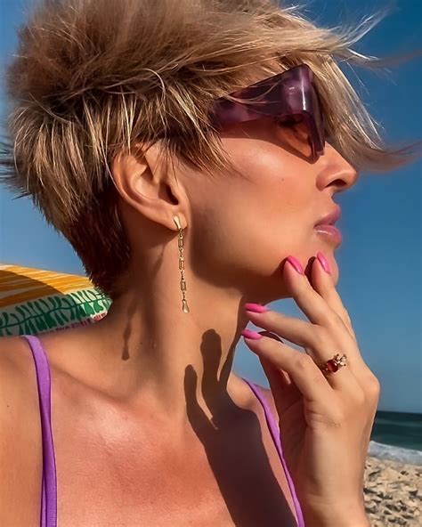 Diana Tyuleneva Diana Tyuleneva Added A New Photo