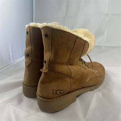 Ugg Quincy Boot Size Womens 8 5 Fits More Like An 8 Depop