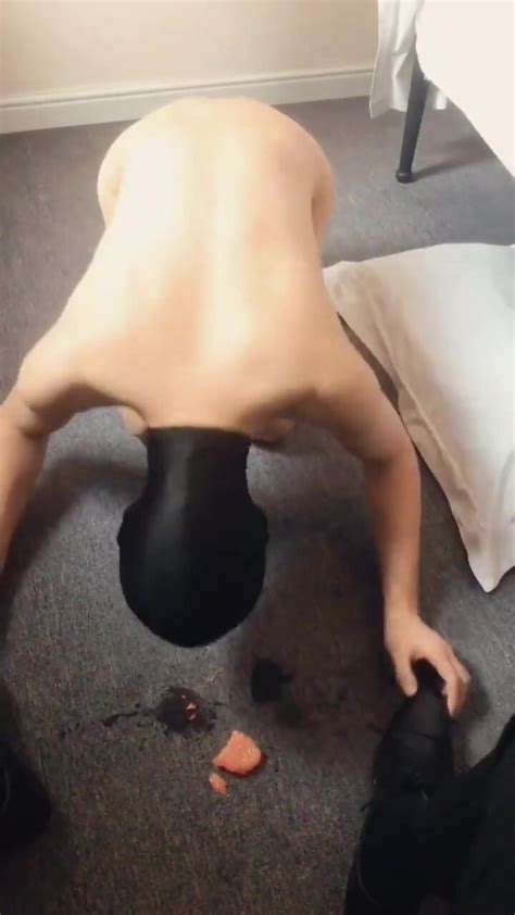 Chinese Master Yu Having Food Play With His Slave ThisVid