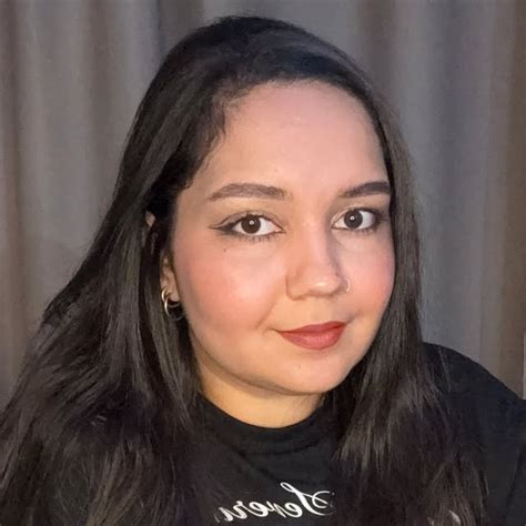 Evany Evanysousa • Threads Say More