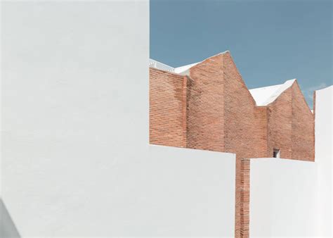 Fluted Brick Walls Frame Views Above Boutique Thailand Hotel