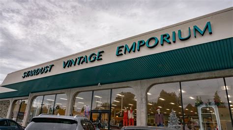 Stardust Vintage Emporium Reopens In Fair Oaks With Collectibles