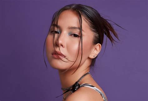 Liili о том как в 6 лет решила что будет артисткой и как ее трек Hot