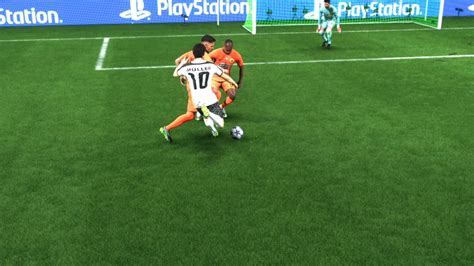 Quick Quide Defensively You Need To Put Your Defenders In Front Of The