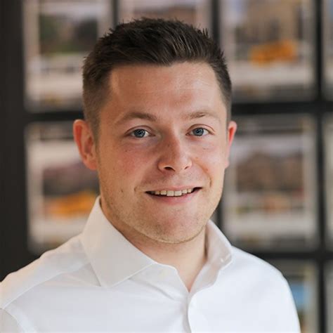 Oliver Baileys Instagram Twitter And Facebook On Idcrawl