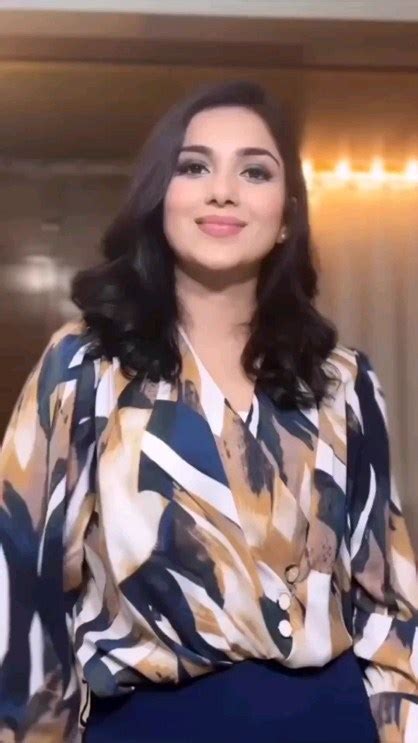 Madeeha Malik Madeehaflpofficial • Instagram Photos And Videos