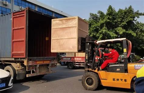 德中智能向越南交付smt整条生产线 广东德智科技有限公司