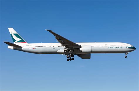 Boeing 777 300 Cathay Pacific Photos And Description Of The Plane
