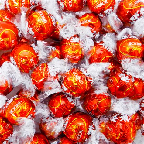Lindt Lindor Milk Chocolate Balls 500g Minimum 40 Pieces Ebay Australia