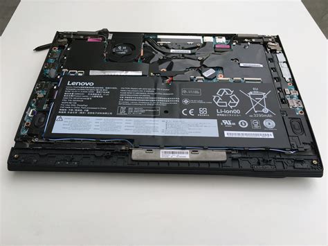 Inside Lenovo Thinkpad X Yoga Disassembly Internal Photos And Upgrade Options Laptopmedia Com