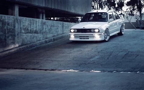 Bmw E30 M3 Wallpaper Hd Wallpaper White Bmw E30 M3 Coupe Speed