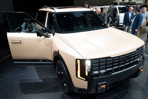 2027 Kia Telluride Suvs As Seen At The La Auto Show