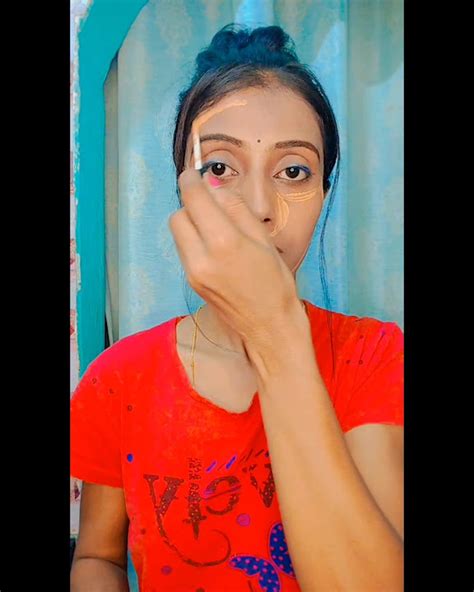 Viral Makeup Hack 🤯😱 Makeup Hack Youtubeshort Lipstick Viralvideo
