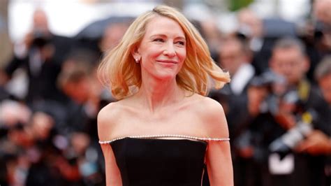 Cate Blanchett A Cannes Indossa I Colori Della Bandiera Palestinese