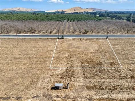 Rd 160 Ivanhoe Ca 93235 ®