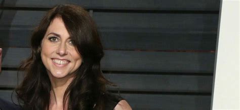 Mackenzie Scott Officially Divorced From Seattle Teacher