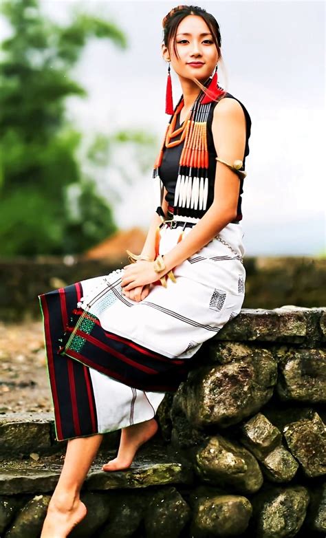 Pin By Rentsamo Murry On Naga Traditional Dress India Traditional