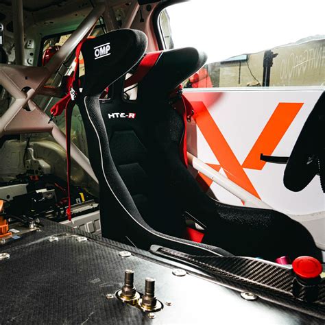 Omp Hte R Carbon Seat Autosport Specialists In All Things Motorsport