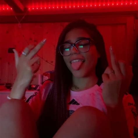 Lunitaa💋 Luna Williams • Threads Say More