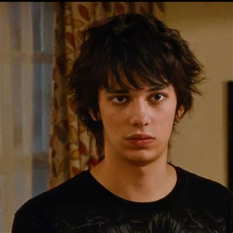 Pin By Arda Lynch On Such As Devon Bostick Pretty People Emo Guys