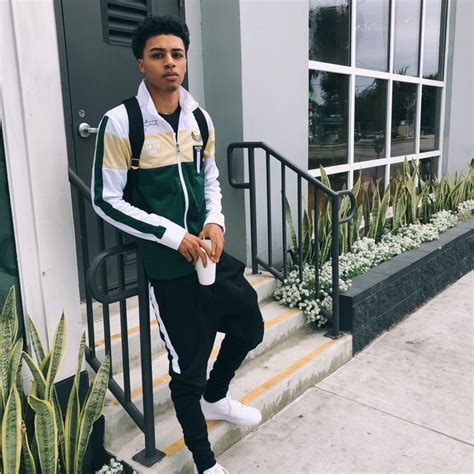 Numb Song And Lyrics By Lucas Coly Spotify