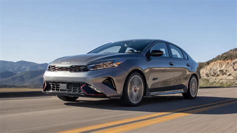 2019 Kia Forte Review Expert Insights Pricing And Trims
