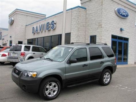 2005 Ford Escape Xlt 4wd Data Info And Specs