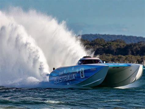 Full Throttle Australian Offshore Superboats Hit Lake Macquarie For