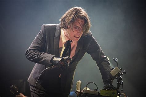 Gerard Way Eyes Too Far