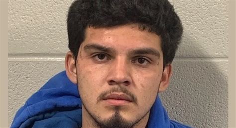 Agentes Del Fbi Detienen A Alessis Botello En México Por Asesinato De