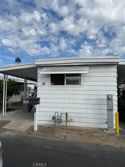 4117 W Mcfadden Ave Santa Ana Ca 92704 ®