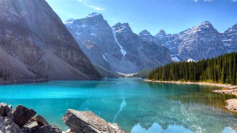 Download 3840x2160 Monitor Crystal Lake Wallpaper