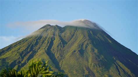 Decentralism As An Economic Model Steef Peters And Chhay Lin Lim